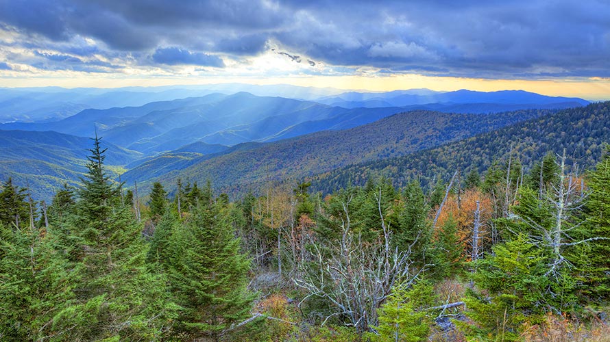 Hiking and Backpacking Tours: Award-winning Guided Treks Around the World